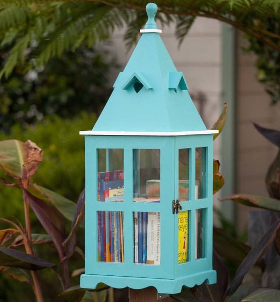 39 Wildly Creative Little Free Library Designs - Little Free Library