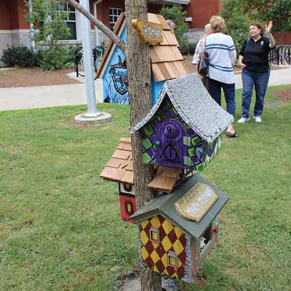 39 Wildly Creative Little Free Library Designs - Little Free Library
