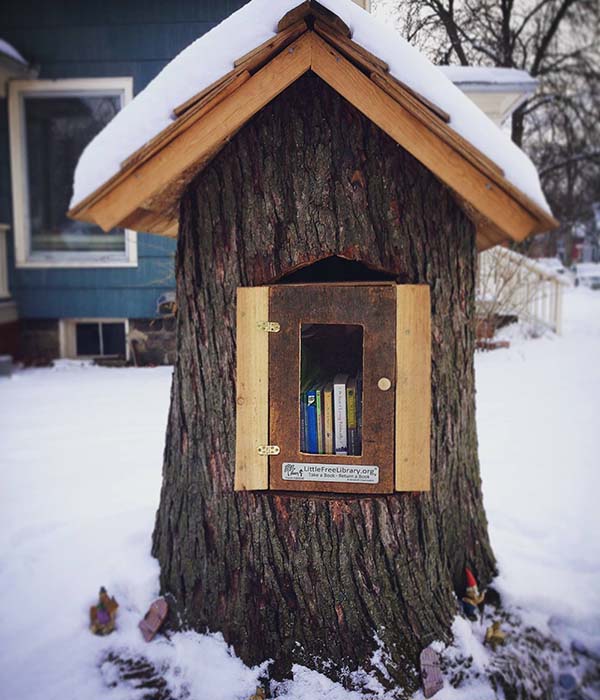 11 Epic Little Free Libraries Carved from Trees - Little Free Library