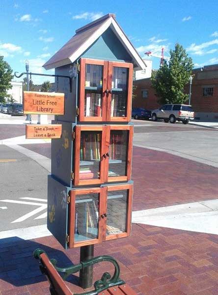 7 Cheap and Creative Ways to Expand your Little Free Library Book ...